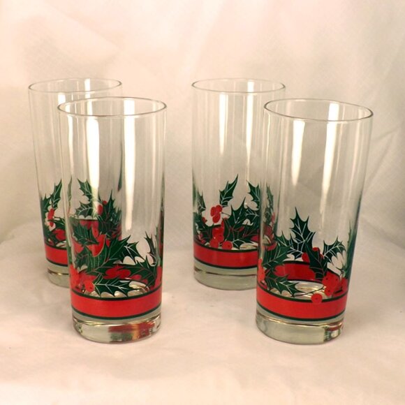 Libbey Glass Co. | Dining | Vgt Highball Glass Holly Berries By Libbey ...